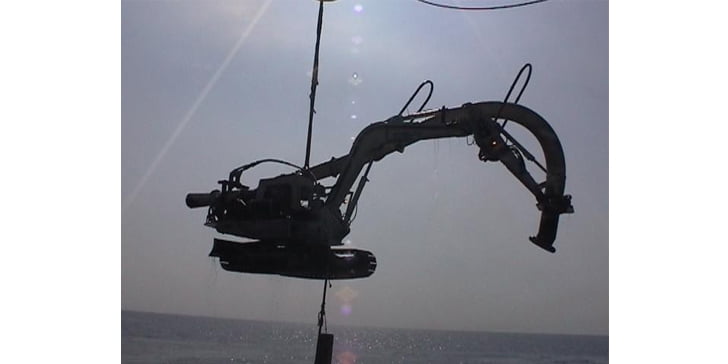 Subsea excavator control system - Innova